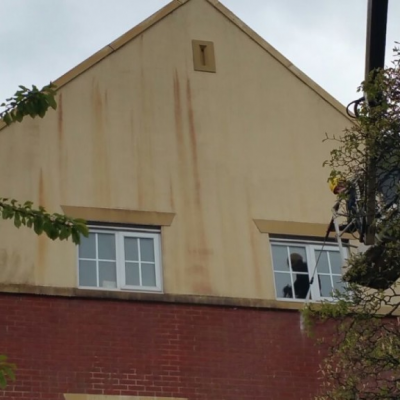 Common Render Stains: Causes and Removal Methods