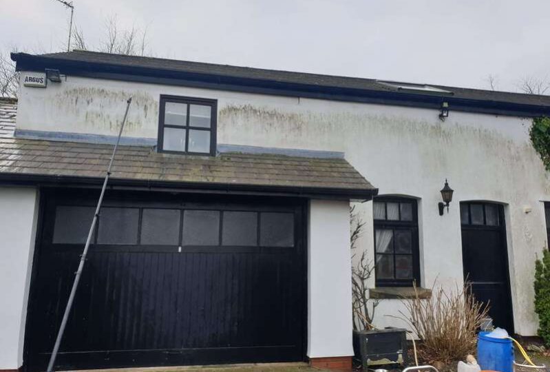 Black Stains on Render - How to Remove them?